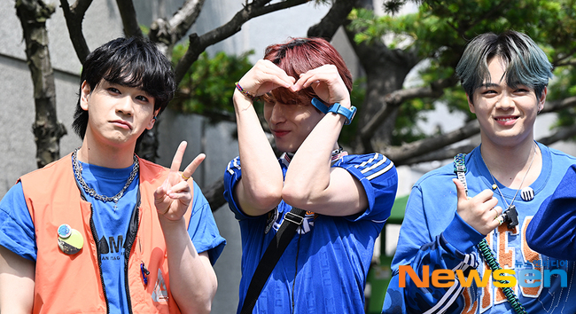 JO1 마메하라 잇세이-킨죠 스카이-츠루보 시온, 재치 넘치는 ‘만찢남들’ [포토엔HD] - 손에 잡히는 뉴스 눈에 보이는 뉴스 - 뉴스엔