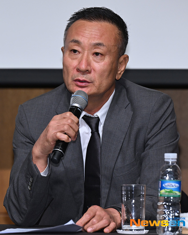 김동준 INB100 대표, 향후 방향 말하며 [포토엔HD] - 손에 잡히는 뉴스 눈에 보이는 뉴스 - 뉴스엔