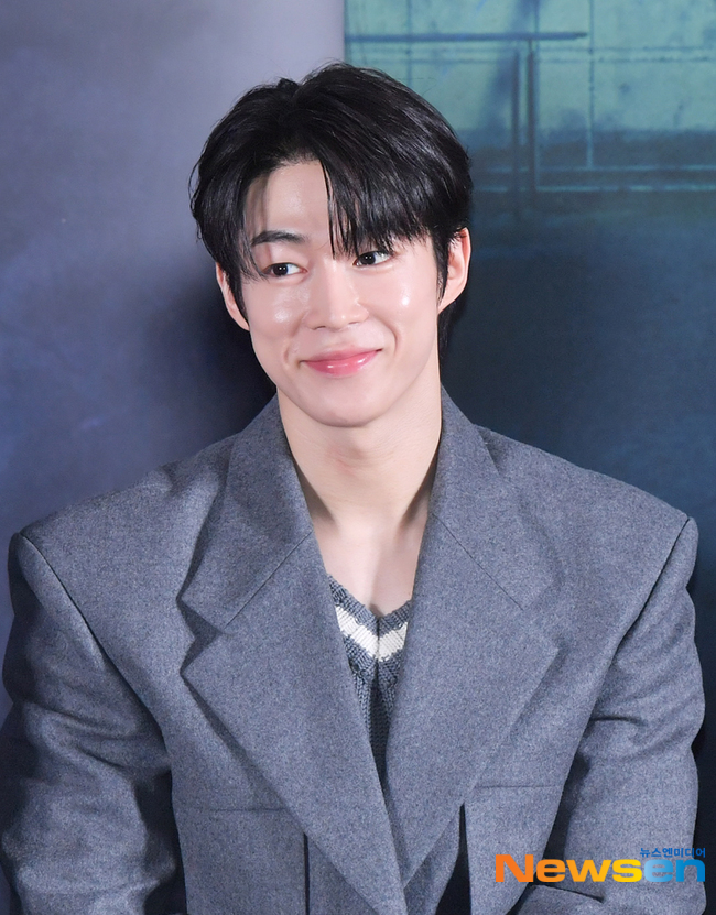 SF9 다원, 오늘(1일) 현역 입대…국방의 의무 시작 - 손에 잡히는 뉴스 눈에 보이는 뉴스 - 뉴스엔