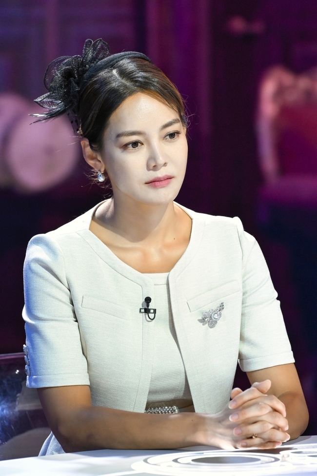 2200억 결혼식 치른 유명女 누구? 가정 파탄 고백, 이혼 안현모 과몰입 (과몰입 인생사2) - 손에 잡히는 뉴스 눈에 보이는 뉴스 - 뉴스엔