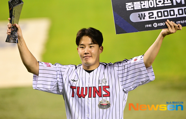 준PO MVP ‘엘린이’ 임찬규의 각오 “삼성에 2002년 KS 패배 설욕할 것” - 손에 잡히는 뉴스 눈에 보이는 뉴스 - 뉴스엔