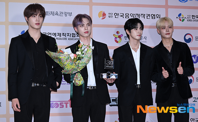 CIX, 드림글로벌 남자부문상 [포토엔HD] - 손에 잡히는 뉴스 눈에 보이는 뉴스 - 뉴스엔