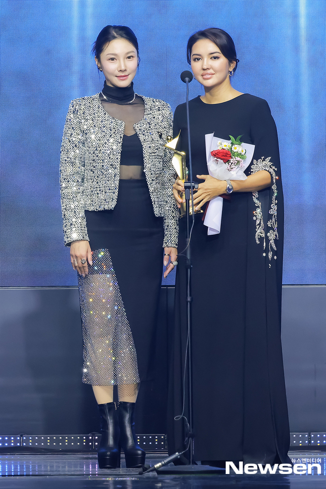 LA SPOSA, 아시아 셀러브레이트상 수상[포토엔HD] - 손에 잡히는 뉴스 눈에 보이는 뉴스 - 뉴스엔