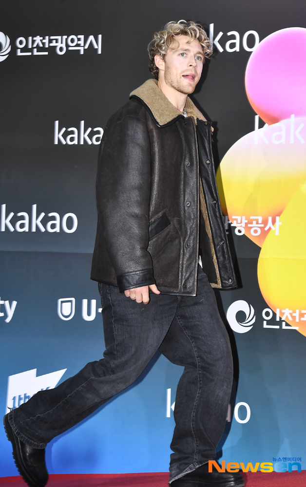덴마크 팝스타 크리스토퍼(Christopher) [포토엔HD] - 손에 잡히는 뉴스 눈에 보이는 뉴스 - 뉴스엔