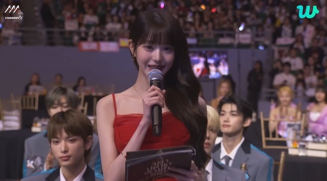 아이브 장원영 ‘AAA 2024’ 4년 연속 MC 발탁…믿고 보는 진행 - 손에 잡히는 뉴스 눈에 보이는 뉴스 - 뉴스엔