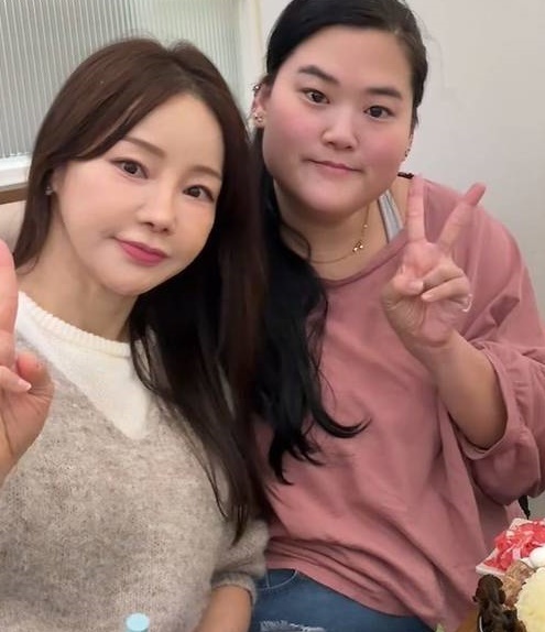 “죽을 힘 다해” 미나 시누이 150kg→99kg 감량에 오열‥“비키니 입고 흠뻑쇼 갈것”(필미커플) - 손에 잡히는 뉴스 눈에 보이는 뉴스 - 뉴스엔