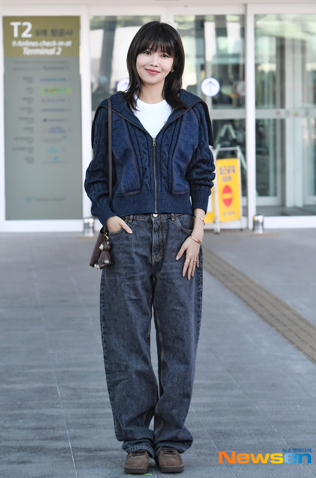 최수영, ♥정경호가 12년째 반한 미모‥172cm 완벽 청바지핏 - 손에 잡히는 뉴스 눈에 보이는 뉴스 - 뉴스엔