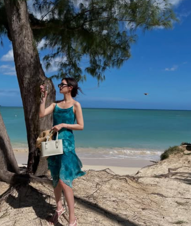 정소민, 163cm·44kg인데 글래머‥은근한 노출마저 청순해 - 손에 잡히는 뉴스 눈에 보이는 뉴스 - 뉴스엔