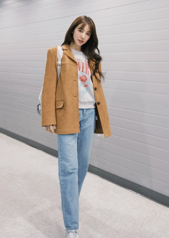 윤은혜, 169cm·45kg 스펙에 무슨 옷을 입어도 신나겠어 - 손에 잡히는 뉴스 눈에 보이는 뉴스 - 뉴스엔