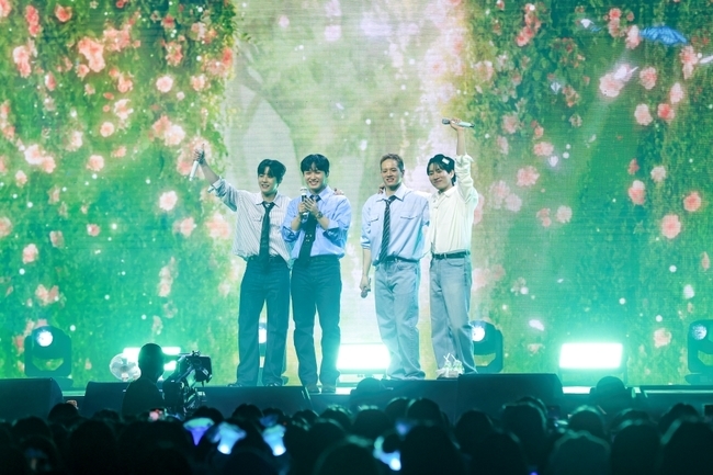 비투비, 타이베이 팬콘서트 성료 “언어 달라도 사랑 뜨겁게 느껴” 감격 - 손에 잡히는 뉴스 눈에 보이는 뉴스 - 뉴스엔