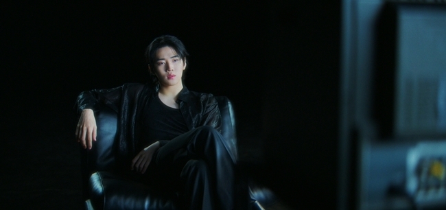 DKZ 재찬, 신곡 ‘Poster Boy’ MV 티저 공개…노력하는 스타 - 뉴스인코리아