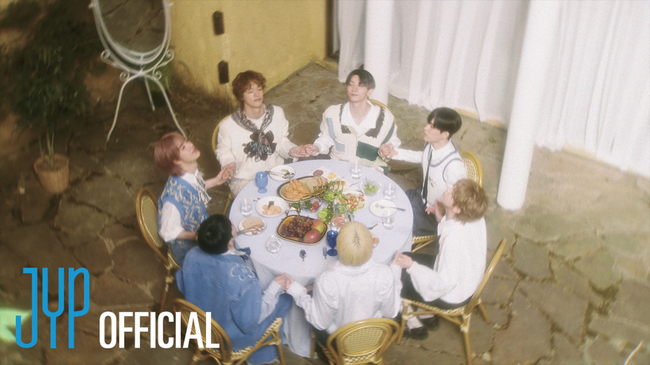 넥스지, 오늘(20일) 빛나는 데뷔 1주년…‘Slo-mo’ MV 공개 - 손에 잡히는 뉴스 눈에 보이는 뉴스 - 뉴스엔