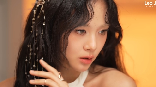 비비 “얼굴 고치고 싶어, 앞에서 콧구멍 안 보였으면” 고백(레오제이) - 손에 잡히는 뉴스 눈에 보이는 뉴스 - 뉴스엔