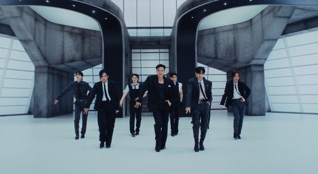 슈퍼주니어, 20년 내공이란 이런 것 ‘Express Mode’ [들어보고서] - 손에 잡히는 뉴스 눈에 보이는 뉴스 - 뉴스엔