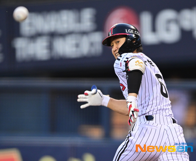 ‘구본혁 4안타 3타점+신인 손용준 결승타’ LG, KT에 8-2 대승..상승세 계속 - 손에 잡히는 뉴스 눈에 보이는 뉴스 - 뉴스엔