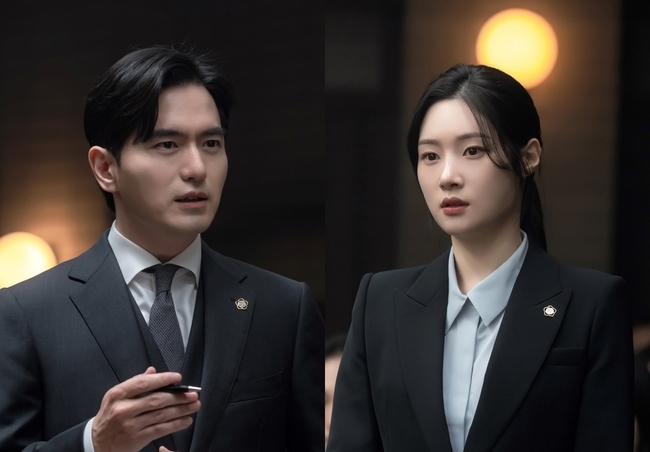 이진욱 정채연 꾹꾹 눌러 왔던 감정 마주한 ‘에스콰이어’ 자체최고 시청률 기록…수도권 최고 8%까지 - 손에 잡히는 뉴스 눈에 보이는 뉴스 - 뉴스엔