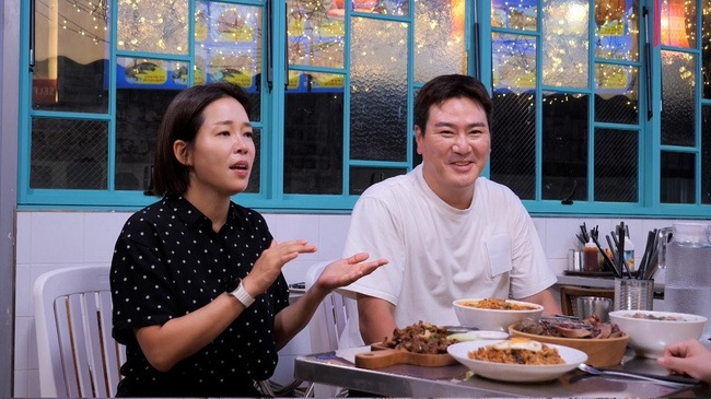 정이랑 “신혼여행 첫날밤 남편에 샤워기로 물 따귀” 살벌한 부부싸움 고백(1호가) - 손에 잡히는 뉴스 눈에 보이는 뉴스 - 뉴스엔